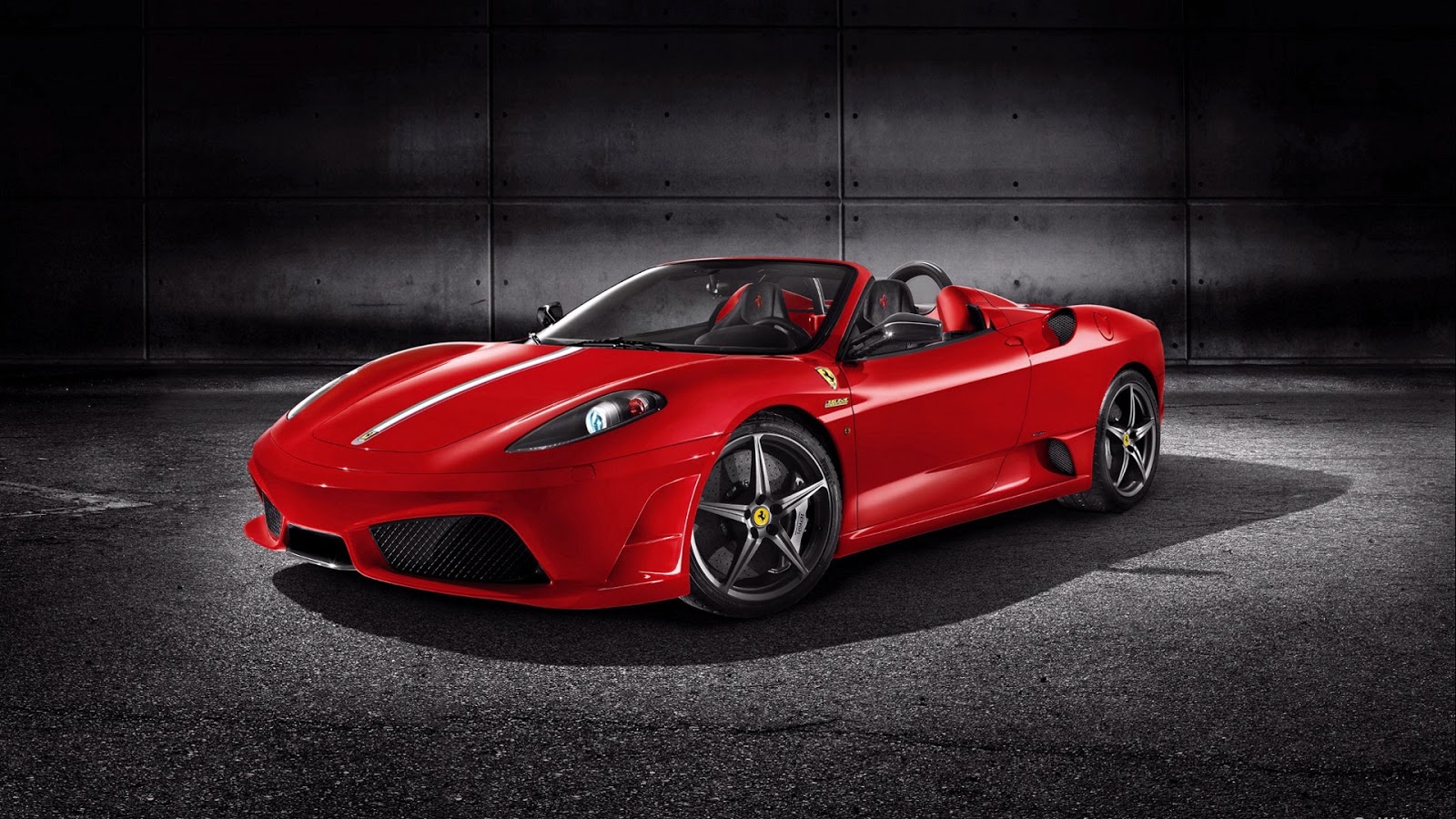 High Definition Wallpaper Club: Amazing Ferrari Wallpapers