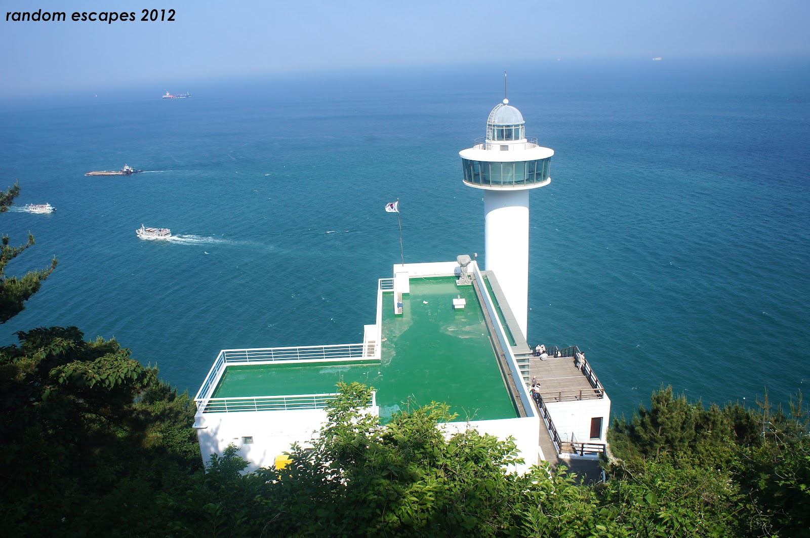 RANDOM ESCAPES: Busan: Taejongdae's Lighthouse & Observatory