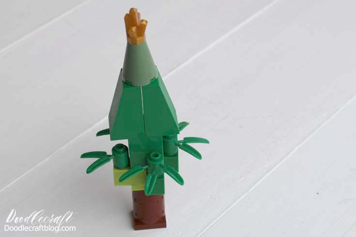 Lego Christmas Tree Table Topper DIY