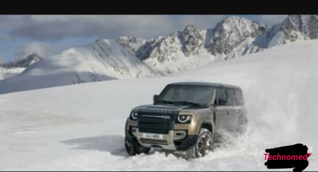 Range Rover Defender SVR 2020 - Super360Car