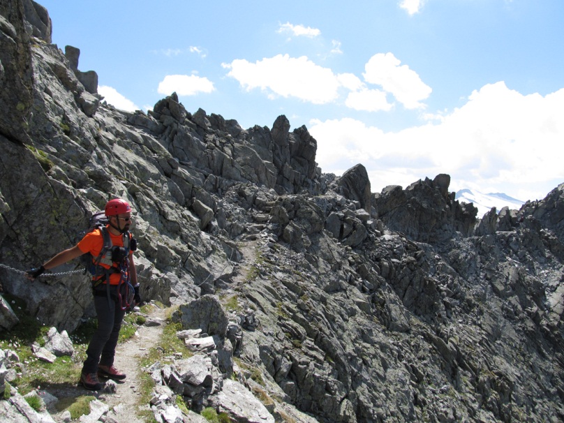 Escursionismo a 360°: Il Sentiero dei Fiori e Cima Payer (EEA)