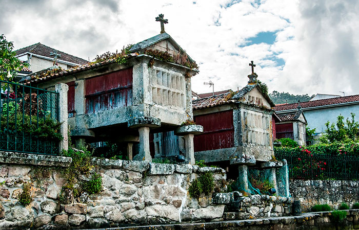GALICIA : Combarro: O pobo dos horreos