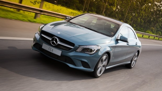 Mercedes-Benz CLA x Audi A3 Sedan 1.8 TFSI.