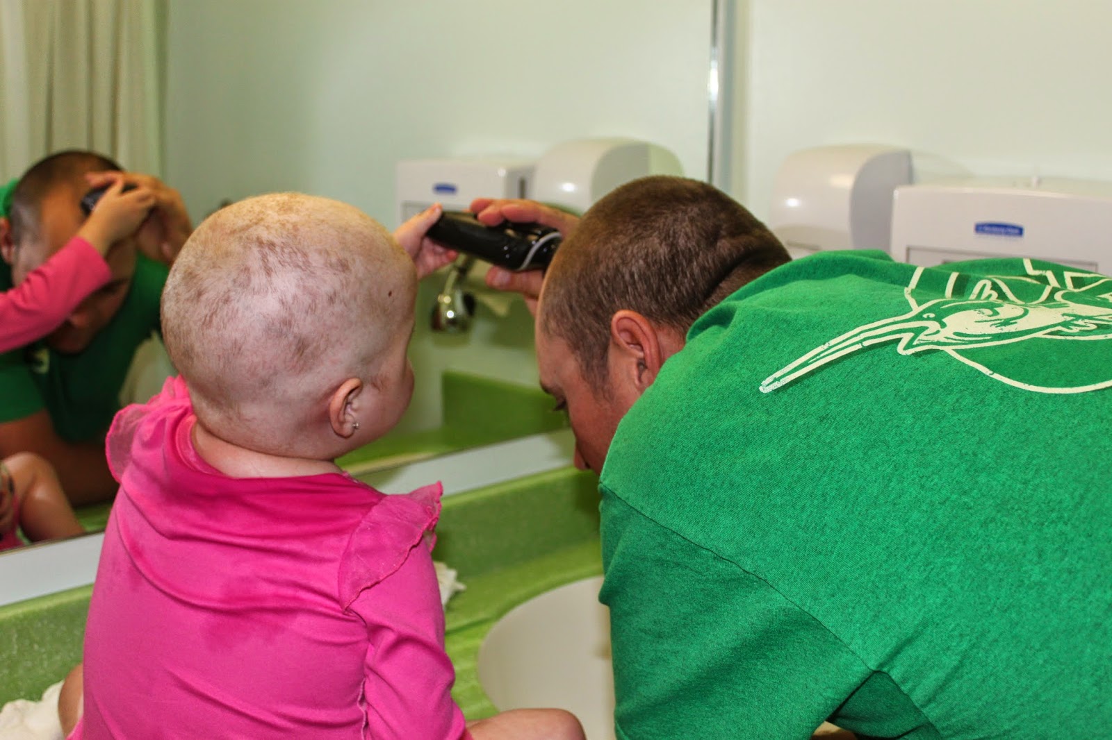 Kickin it for Kinslee: no energy...hair loss...hospital stay...tons of ...