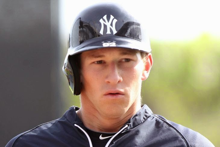 Bleeding Yankee Blue: WARREN IMPRESSING IN HIS BID FOR THE STARTING ROLE