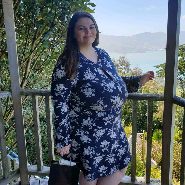 Busty Women Tanya Ch