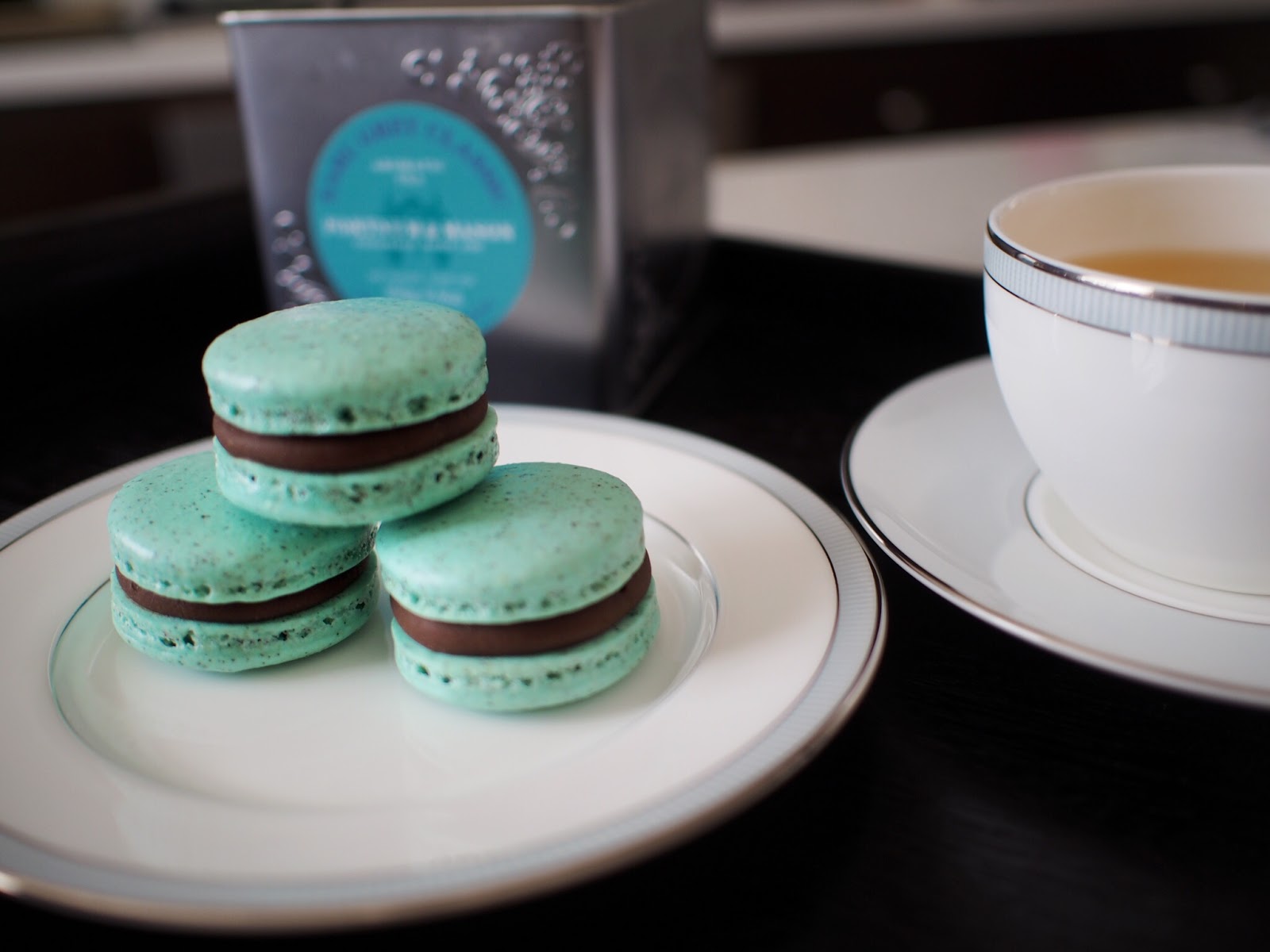 ChibiTofu: Earl Grey Tea Macarons