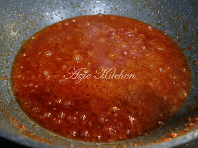 Sambal Tumis Sotong dan Teknik Menumis Sambal - Azie Kitchen