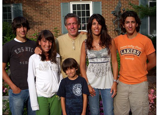 ေဒၚစု သမၼတ ျဖစ္ထုိက္၊ မျဖစ္ထုိက္ ႏွင့္ ပတ္သက္၍ ~ Views Of Myanmar