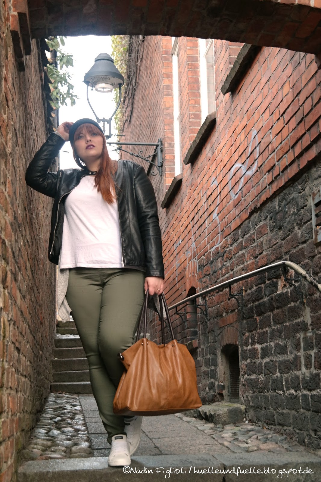 Hülle & Fülle: German Curves – Bibberndes Frühlingserwachen