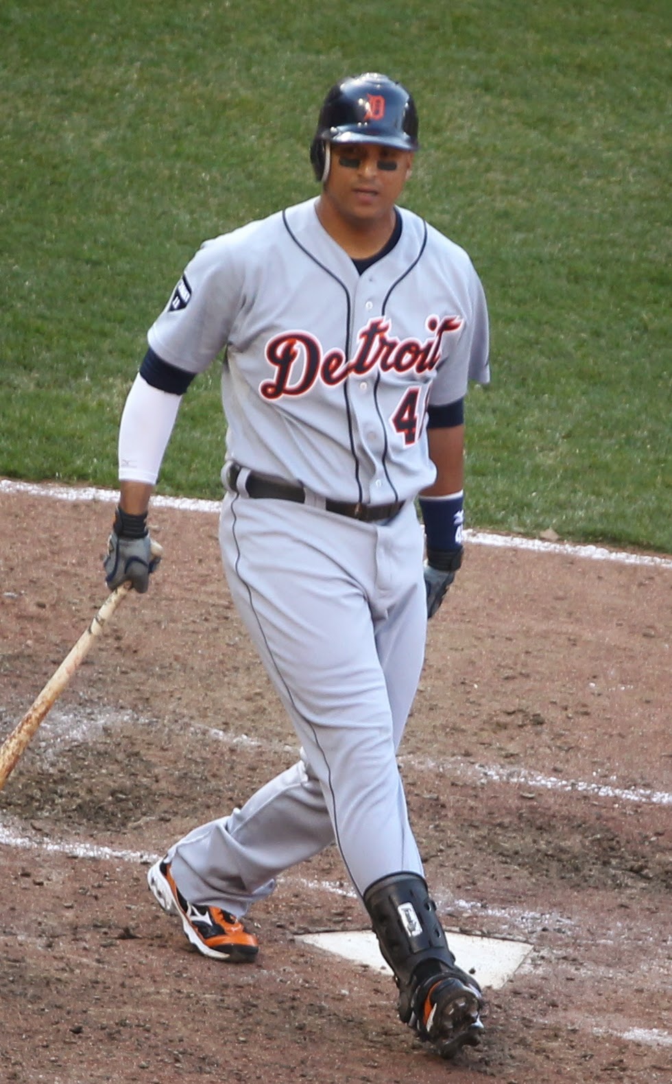 The Baseball Kid: Victor Martinez re-signs with Detroit Tigers