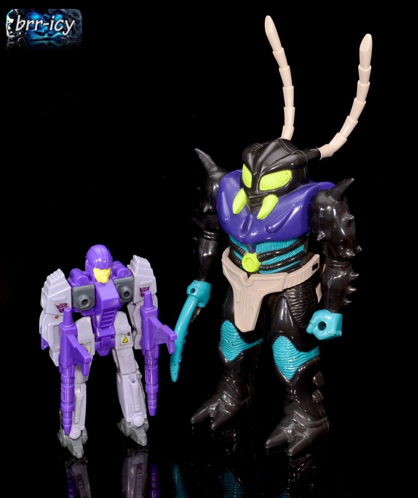 Brr-icy's Transformers Reviews: Decepticon Monster Pretenders Wave 2