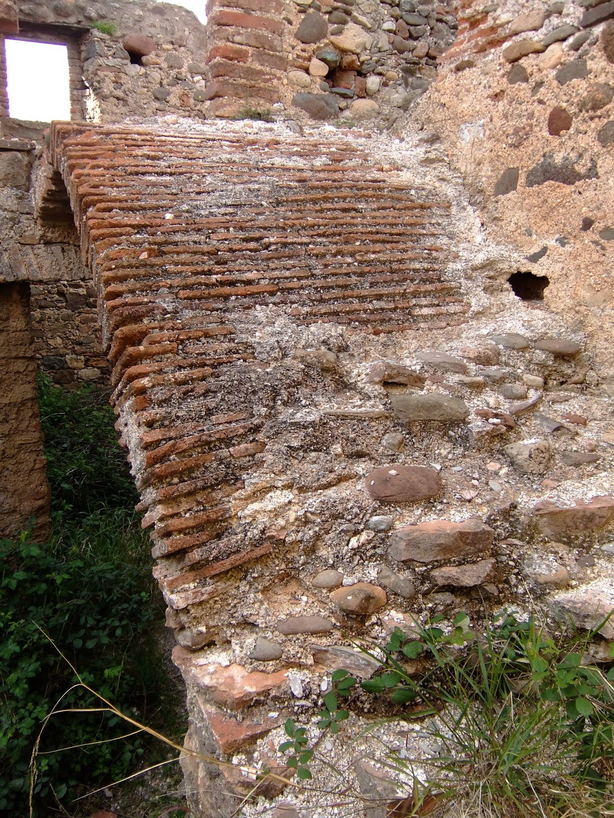 Amagatalls de Sant Llorenç del Munt i l'Obac: TROBAT EL FORN D'OBRA DE ...