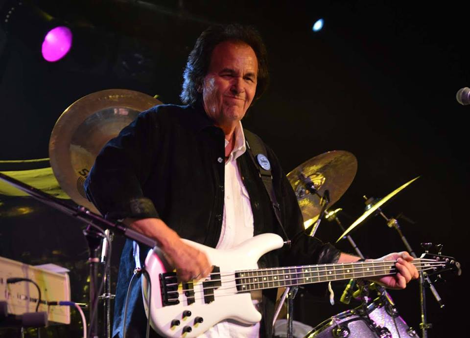 KISS LA BANDA MÀS CALIENTE DEL MUNDO: FELIZ CUMPLEAÑOS JOHN REGAN