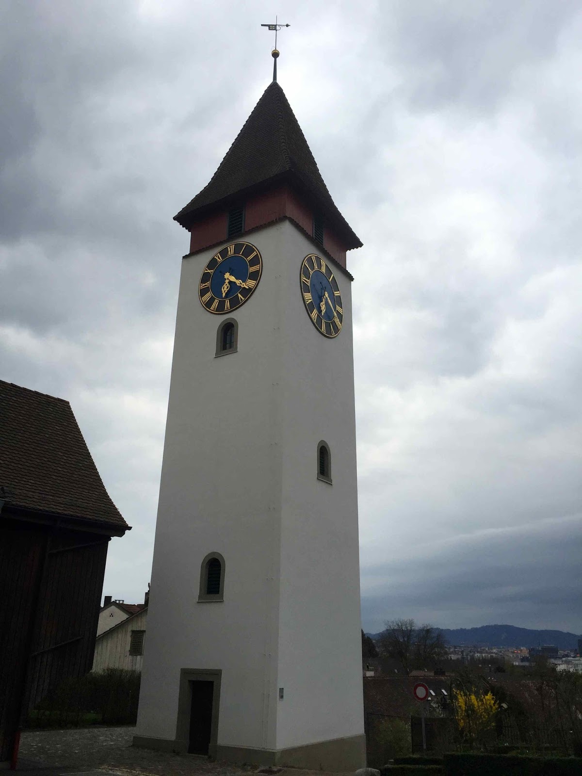 WWW: Opfikons Turm
