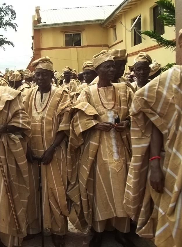 BWA KAY "IL-MENT": Azaka is not muslim