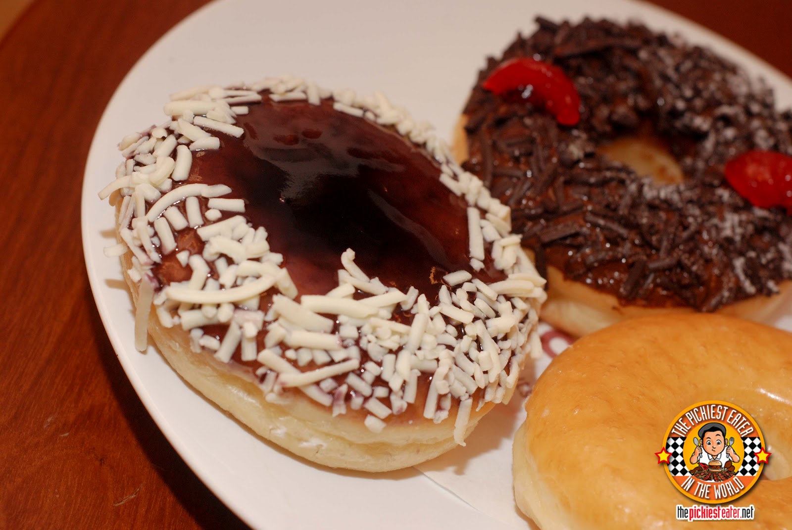 THE PICKIEST EATER IN THE WORLD: J. CO DONUTS & COFFEE AT SM MEGAMALL