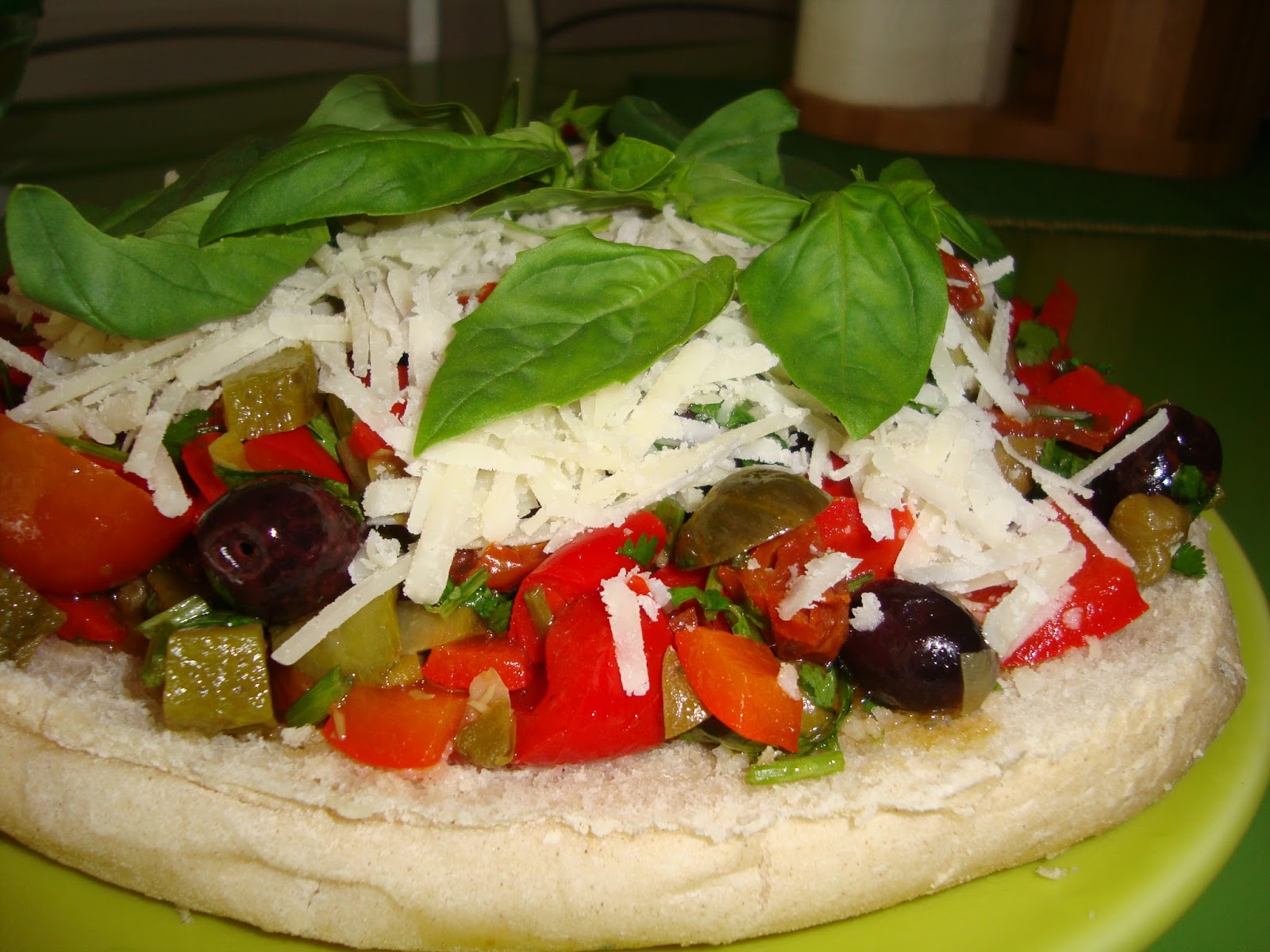 O Tempero da Nesita: Sandes Italiana em Bolo de Caco