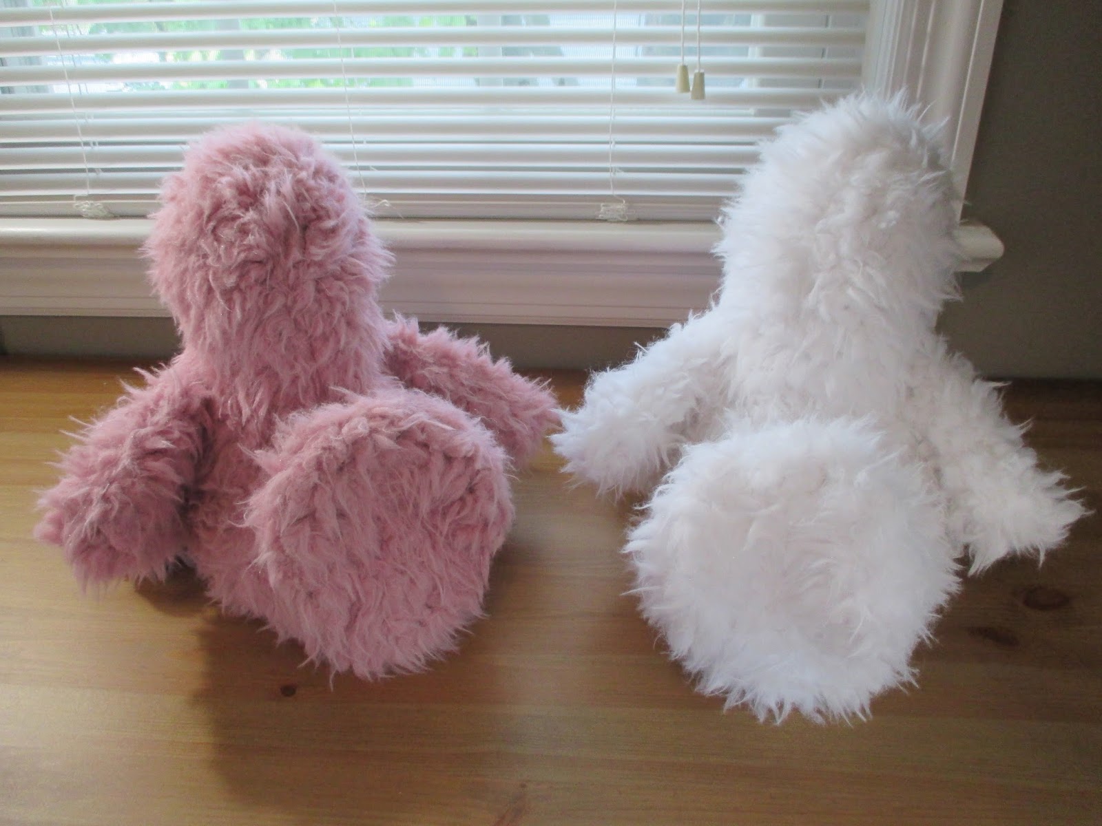 Fleece Menagerie: Pink Silkie Chicken and White Silkie Chicken (SOLD)