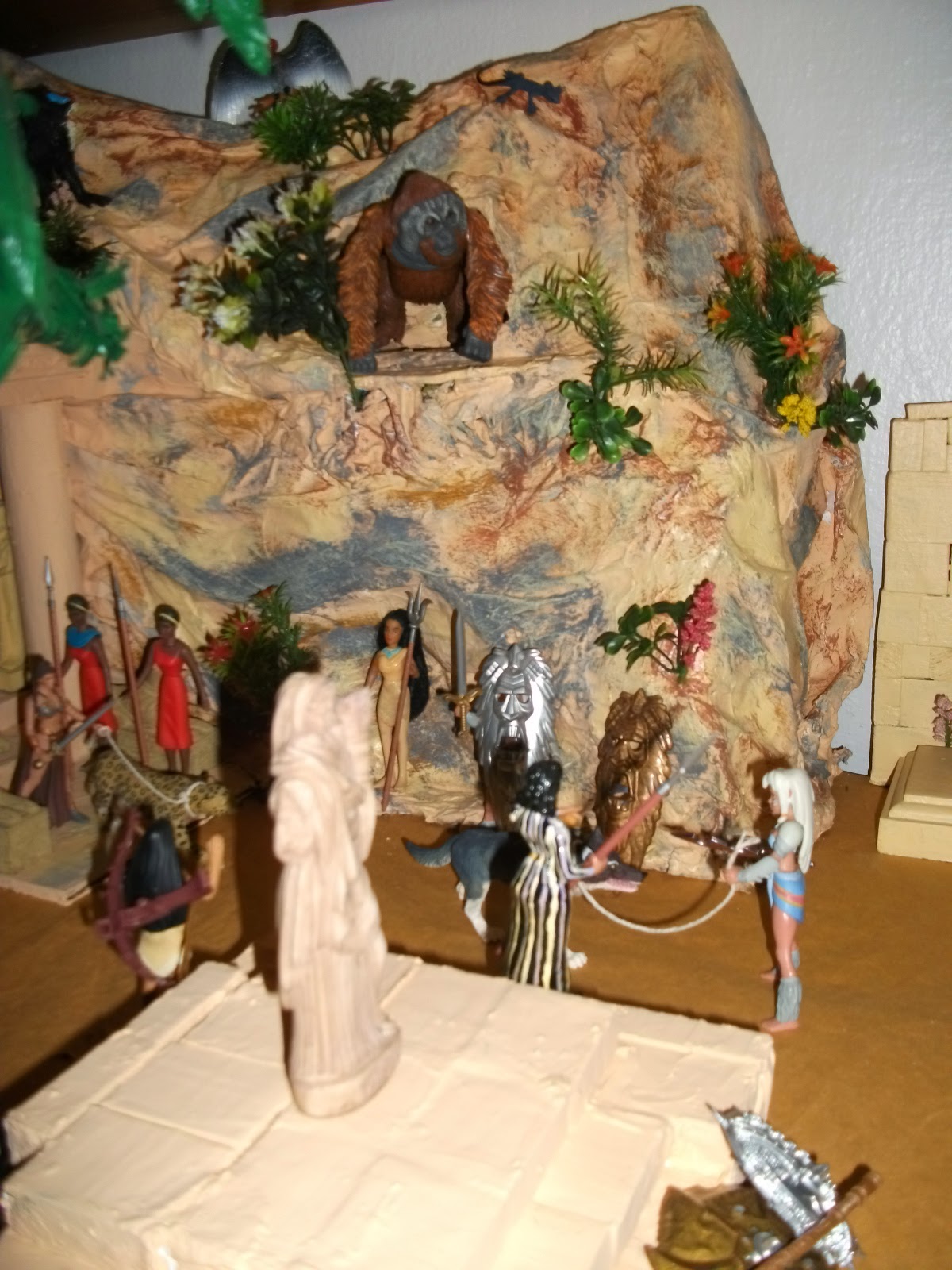 Dioramas 1:18: Templo das Amazonas - Temple of the Amazons