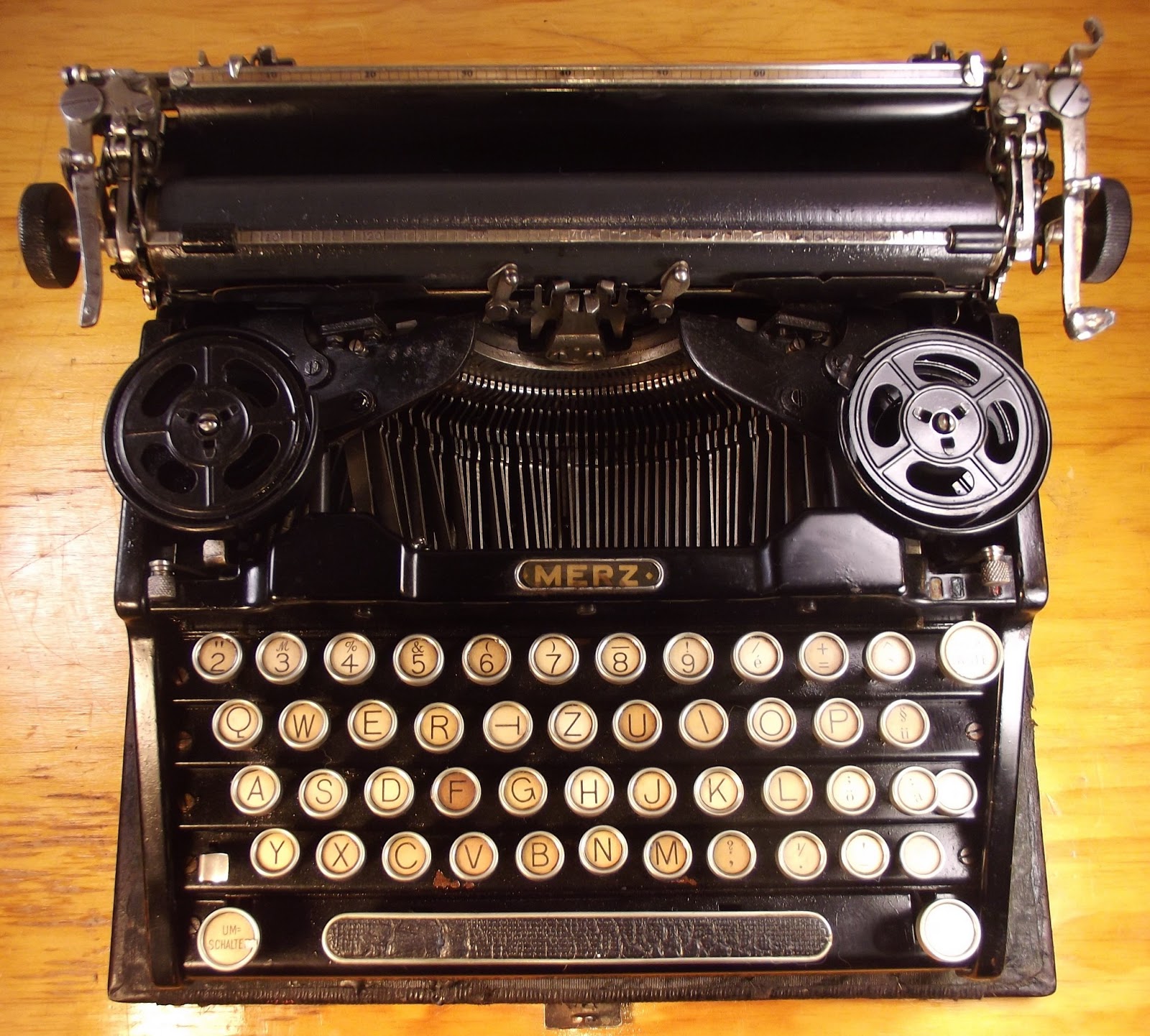 oz.Typewriter: Merz Typewriter