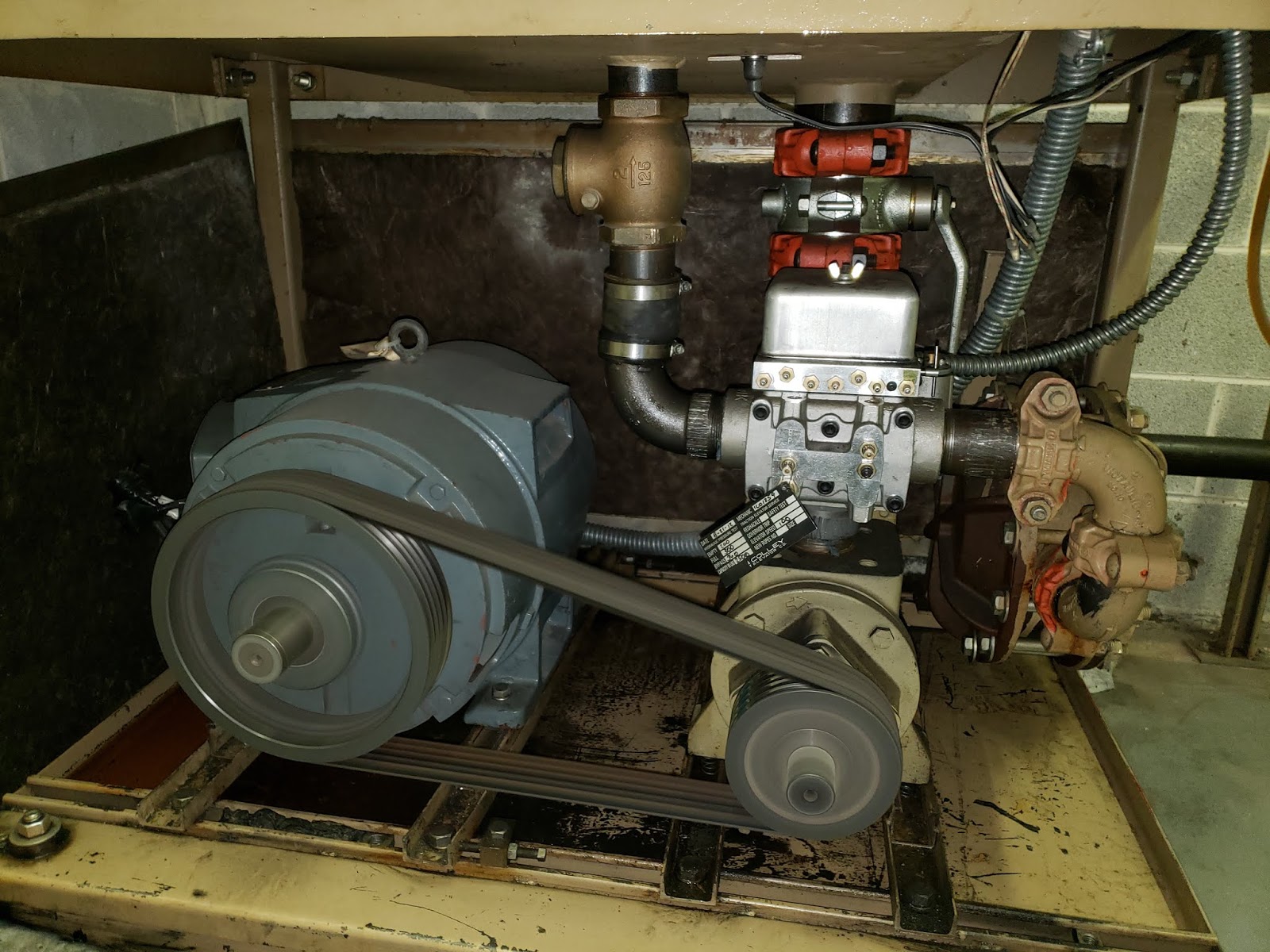 Chicago Elevator Maintenance - Colley Elevator: Hydraulic Elevator ...