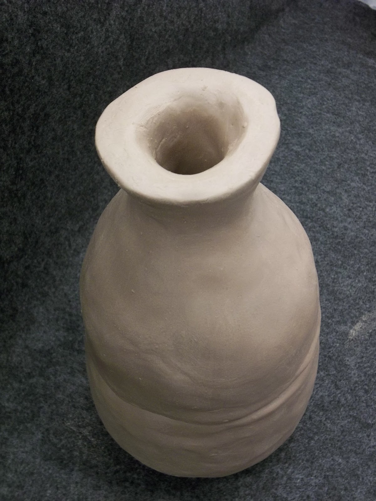 4 Stagnaro V: Pinch Pot: Flower Vase