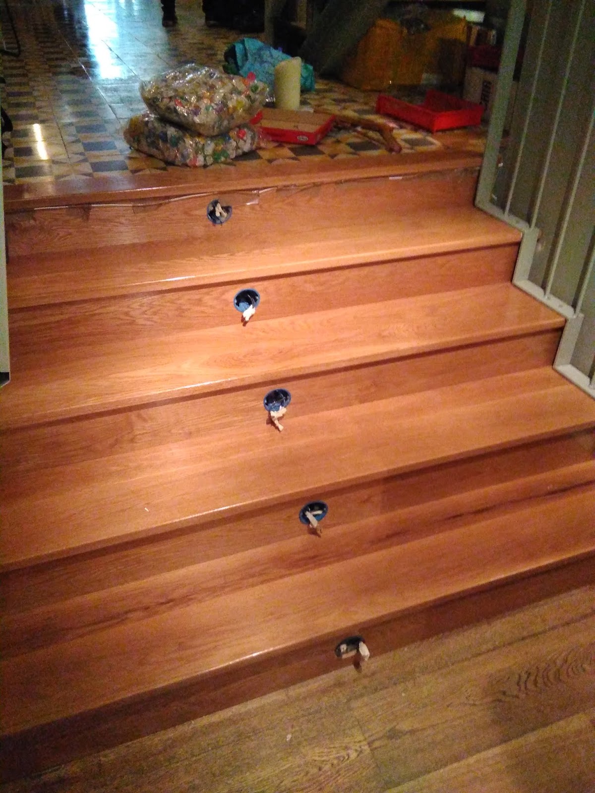 TRABAJOS EN MADERA: Escaleras Entreplantas Pergolas