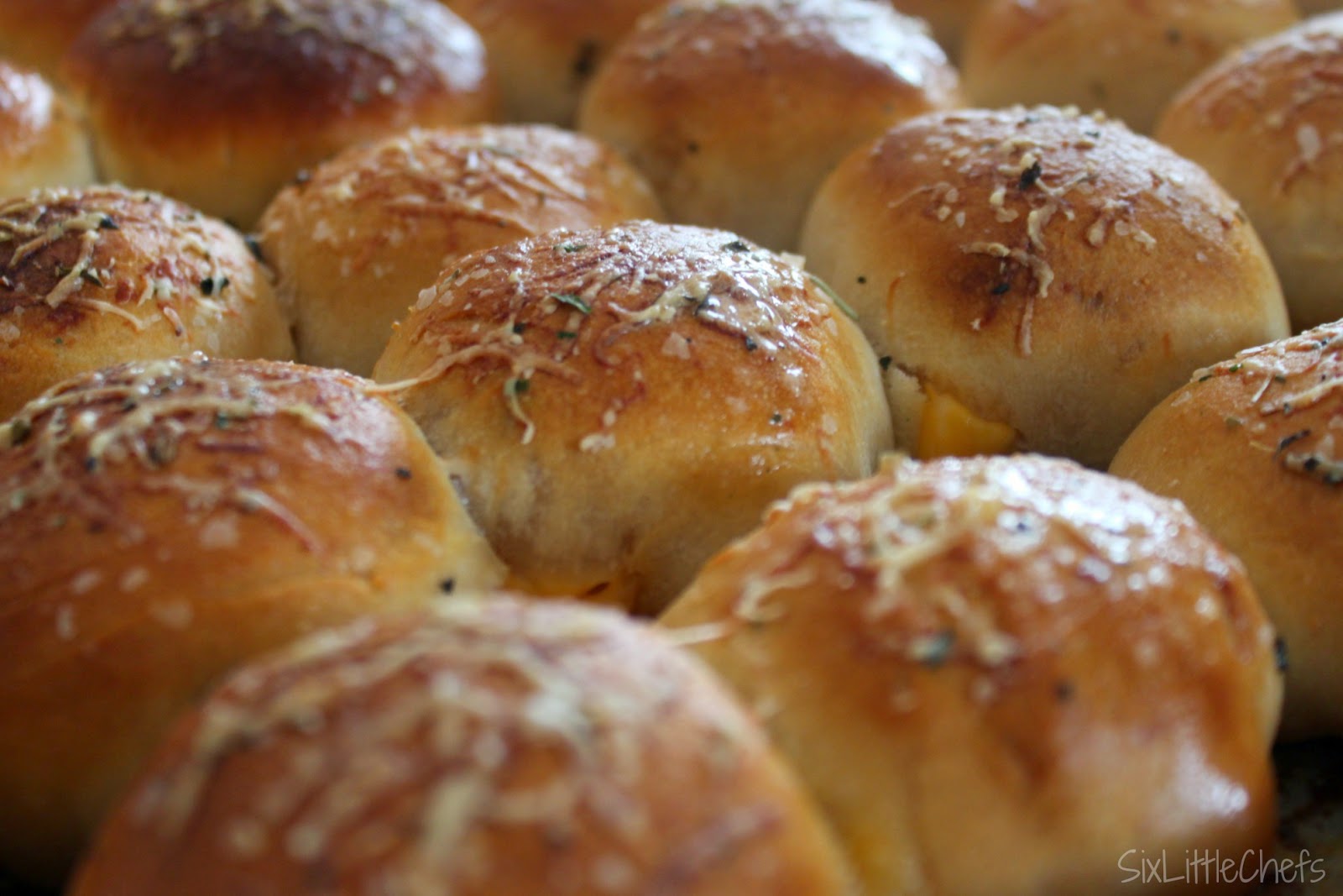 Six Little Chefs: Pepperoni Pizza Poppers