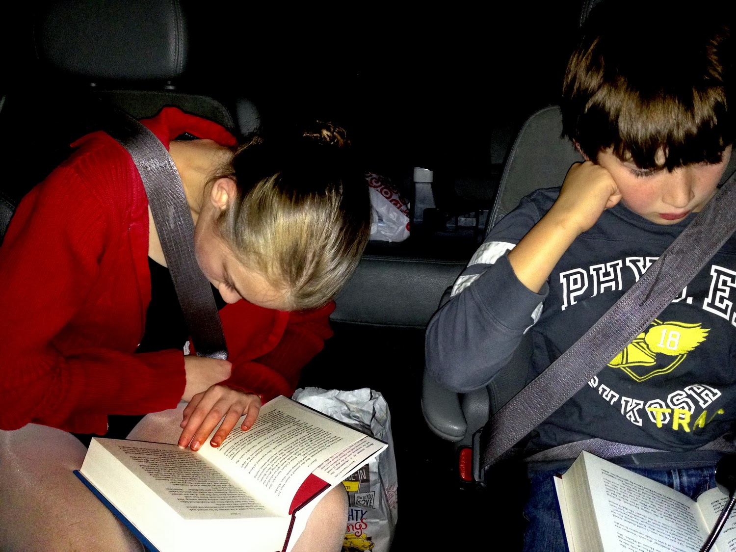 Ainsley Rae - Happy To Be Me: Ainsley Turns 7!