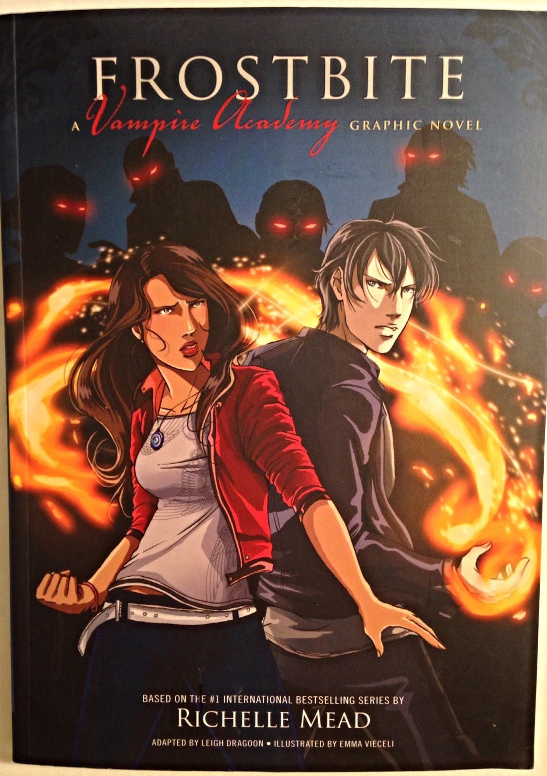 See Jenn Read!: Review: "Frostbite: Vampire Academy Graphic Novel #2"