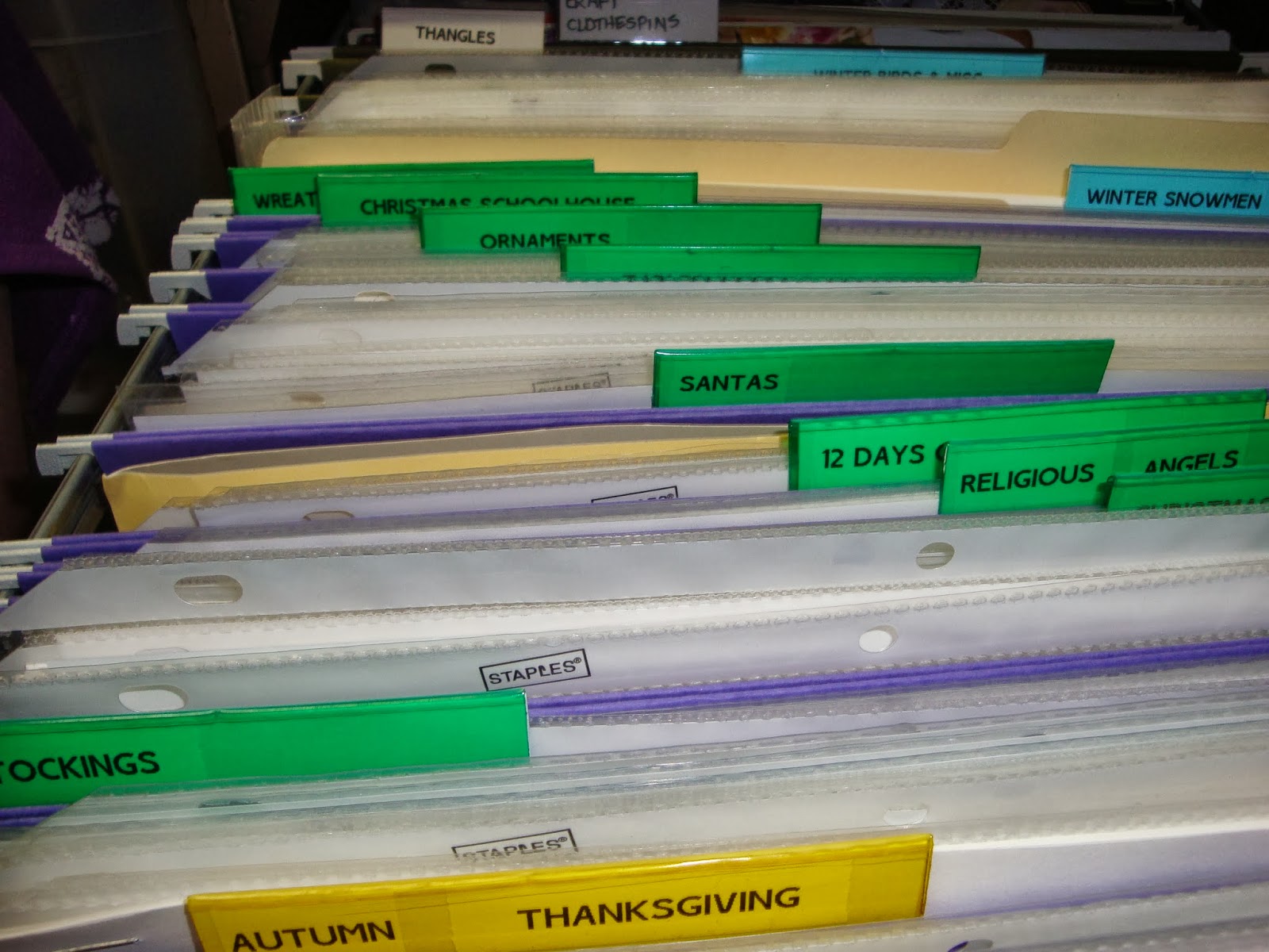 FABRIC THERAPY: Quilt Cave 2.0...fruits of re-organization