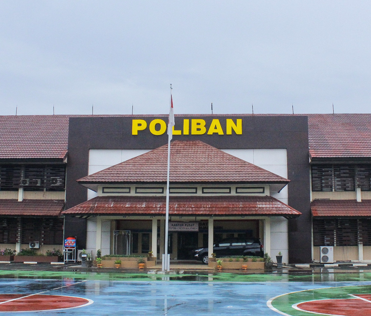 Program Beasiswa Dan Kerja Sama Yang Tersedia Di Poliban - LPM Lensa ...