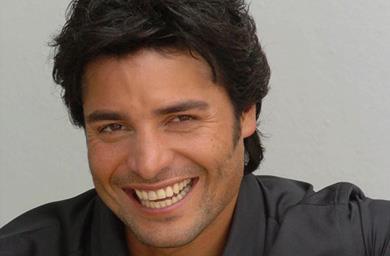 DECISIONES Internacional: Se reprogramó el video chat con Chayanne