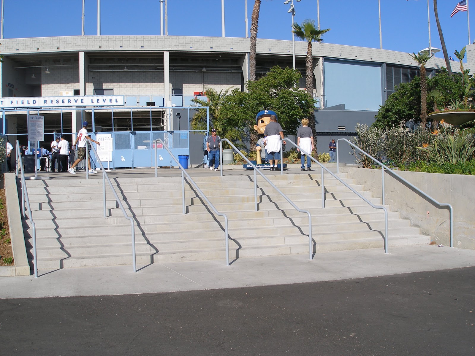 Los Angeles: Climbing the Hidden Stairways: Dodger Stadium Stairs