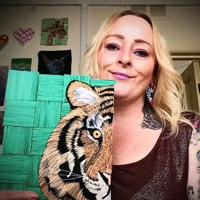 Distinctive Quilling Style - The Serial Quiller