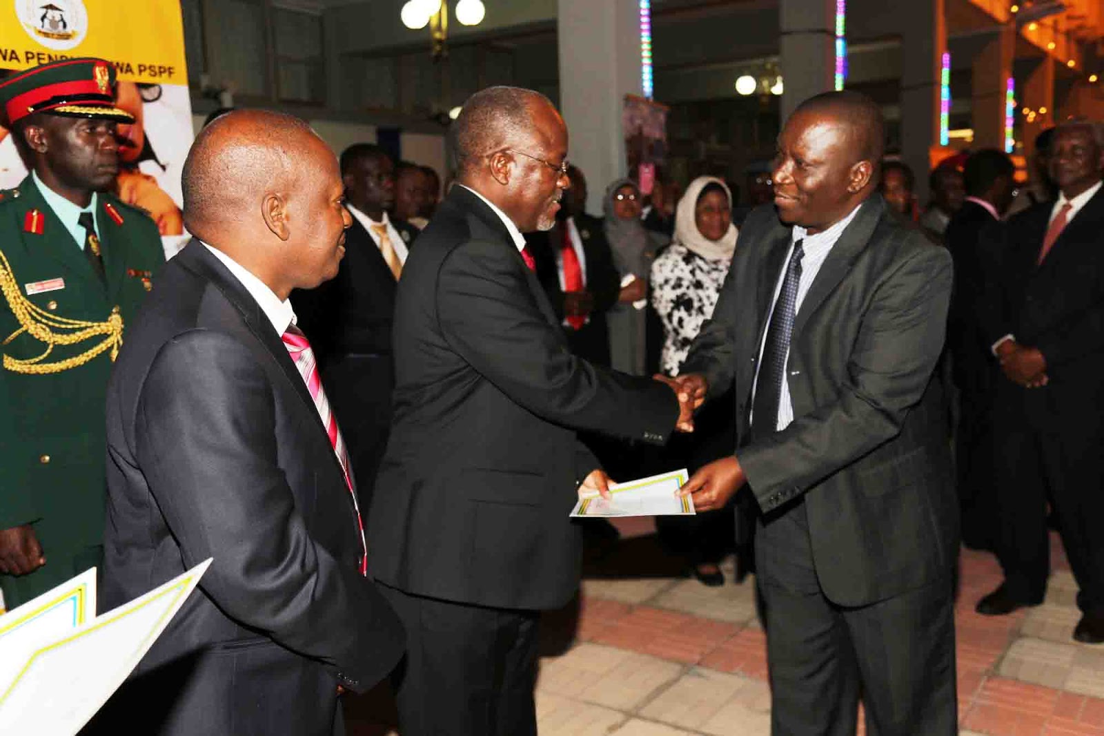 November 2015 | Makangale SATELLITE