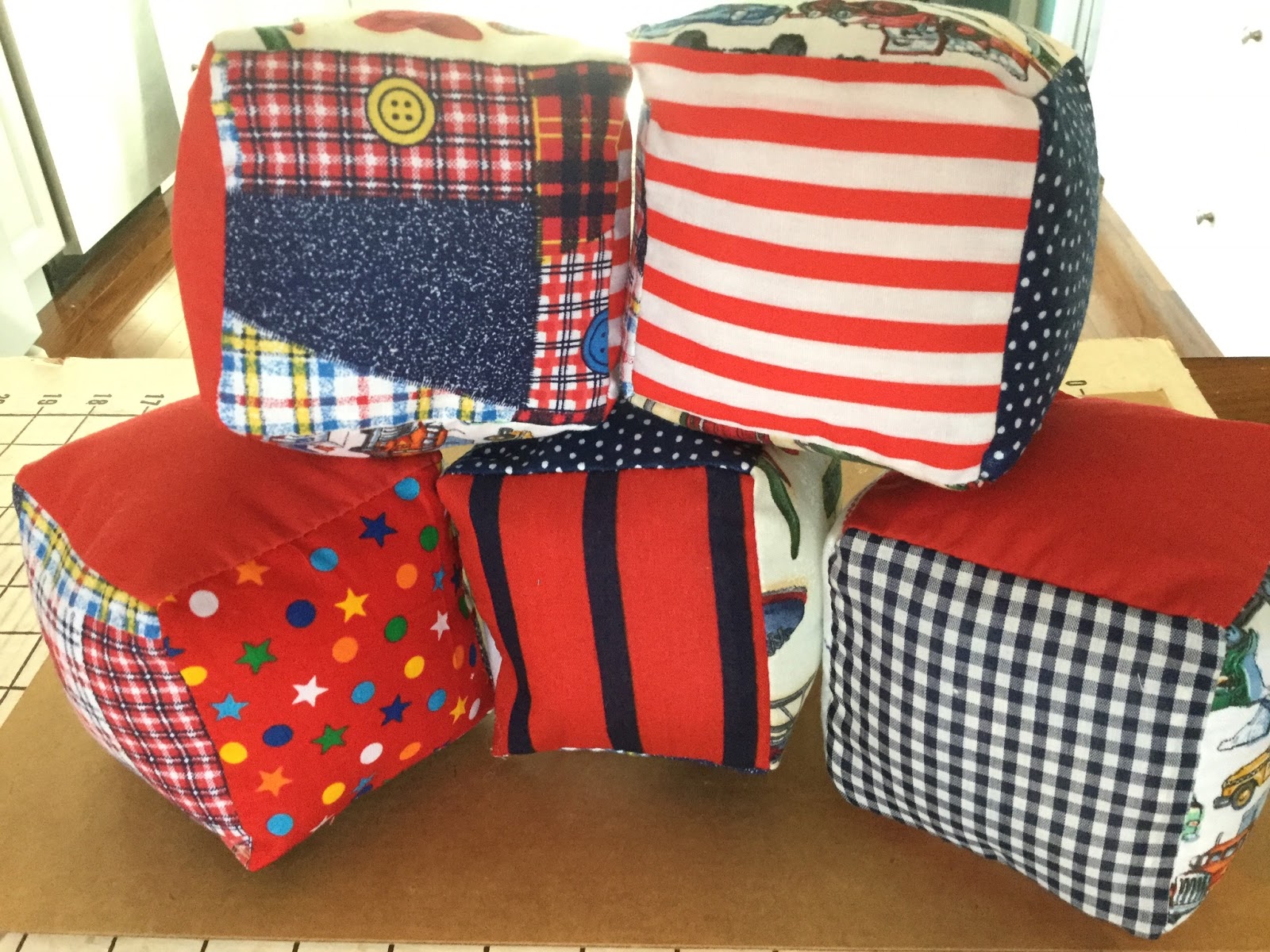 r-anne-dom: Tutorial: Baby Blocks