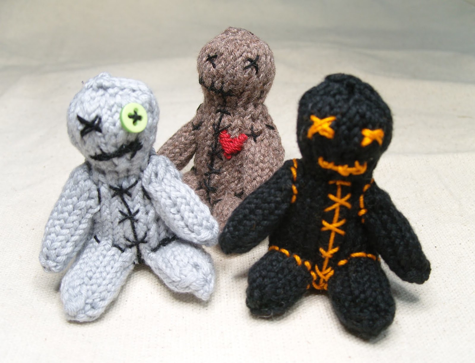 Rosemarsh Knits: Tiny VooDoo Doll - Free Pattern