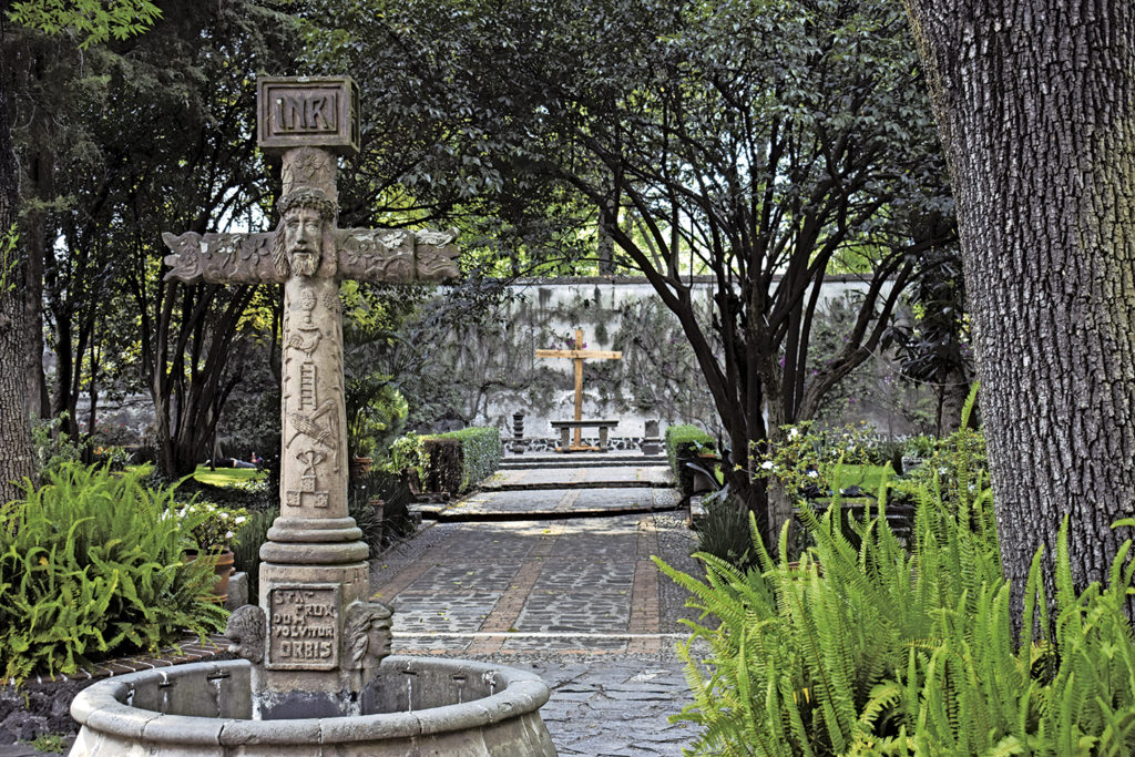 CONOCER MÉXICO POCO A POCO: - El atrio y la 'cruz atrial' en México