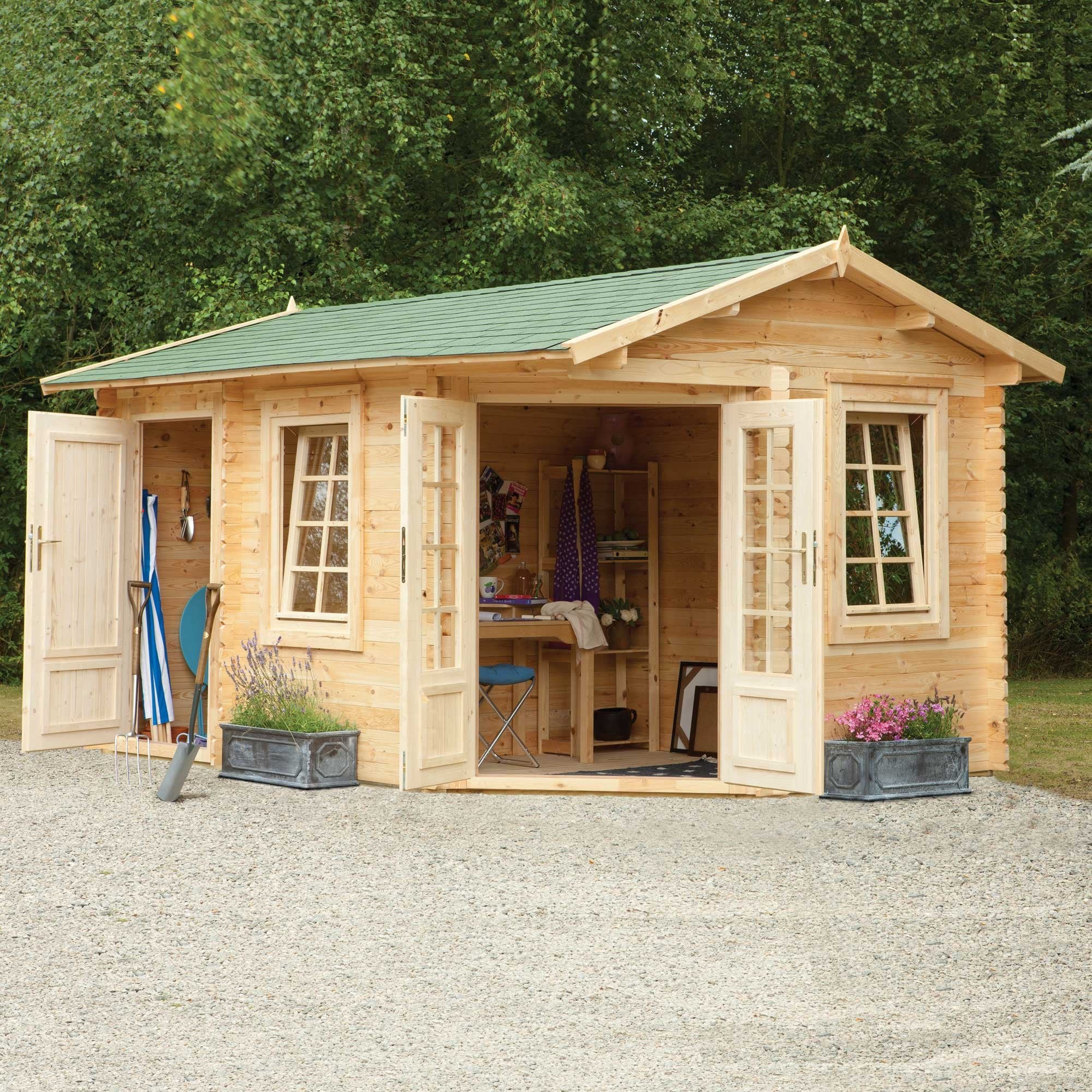 Garden Log Cabins - Bathroom and Garden