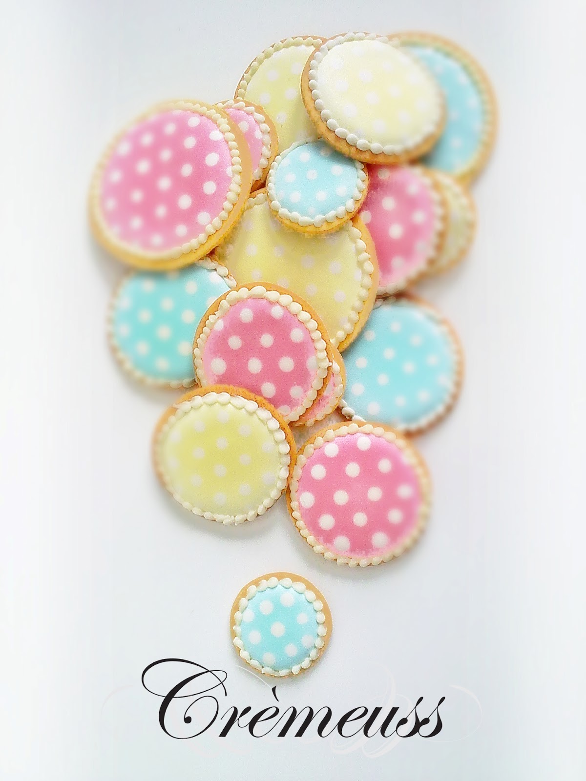 Crèmeuss: Subtle Sweet, Etheral Appeal - Sugar Cookies