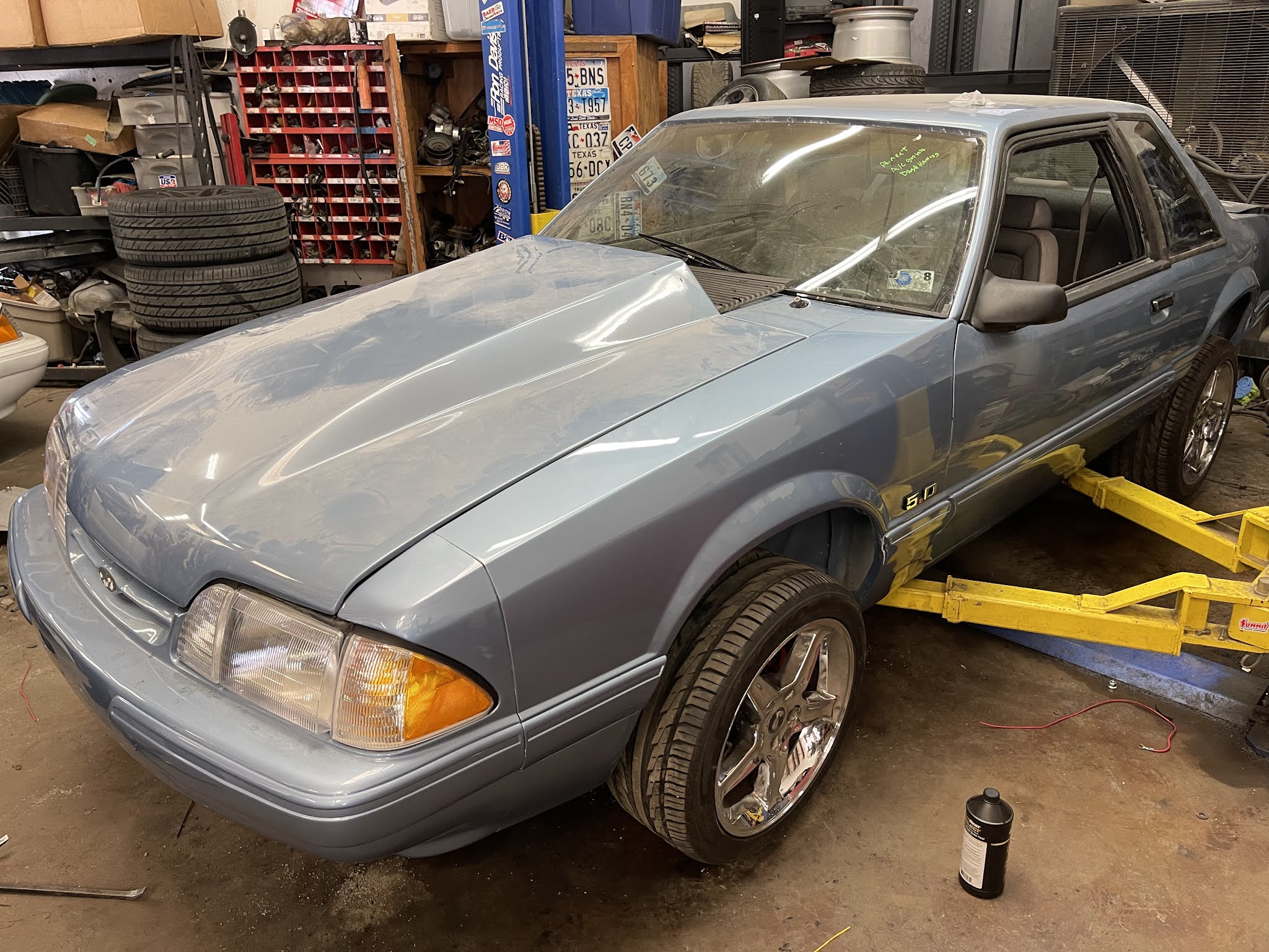 Whiteboy's Mustangs: 1990 mustang coupe light crystal blue
