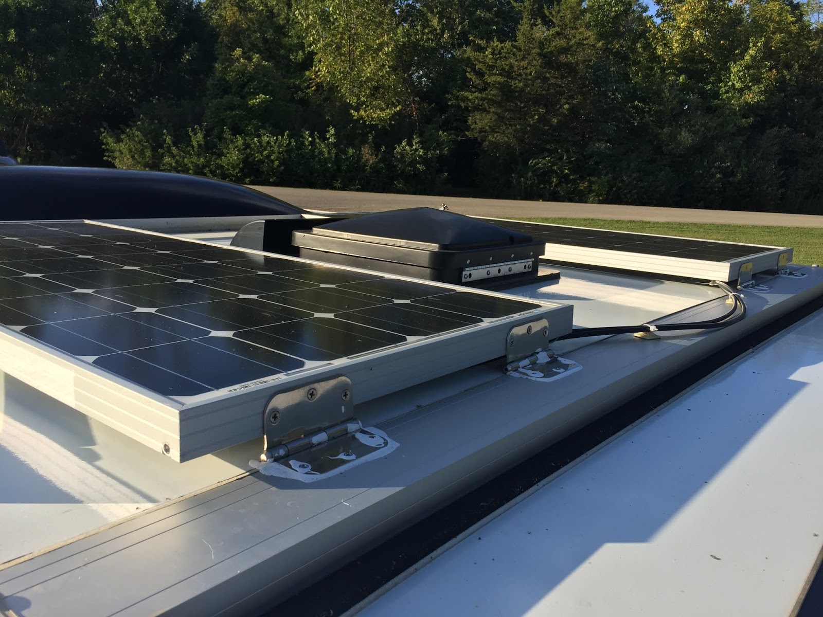 Catalytic Narrative: Trouble and Success with Solar Panels on my Aliner ...