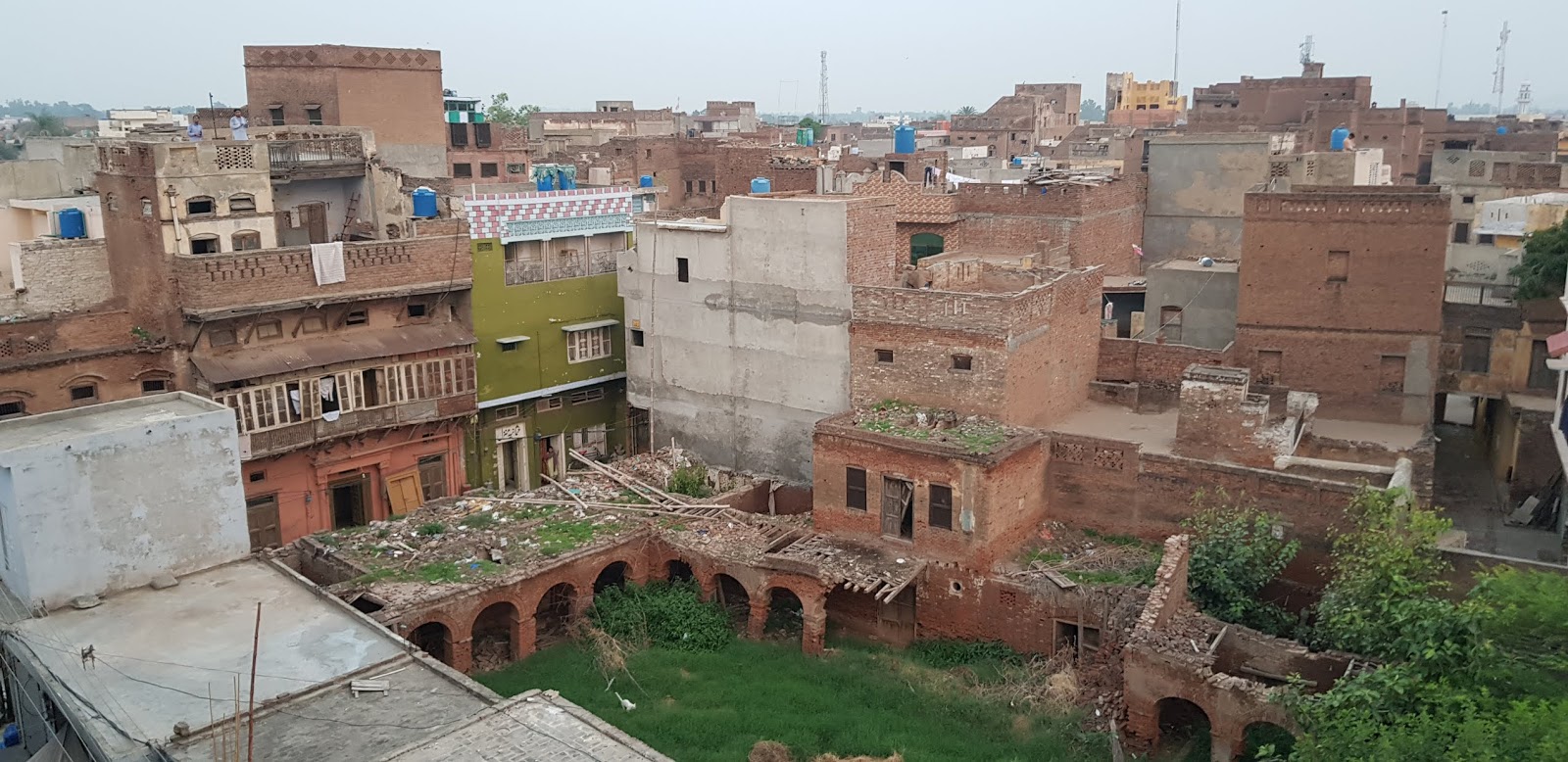 Pakistan Geotagging: 106 - A Tour of Bhera City 1: Four Hindu Temples ...