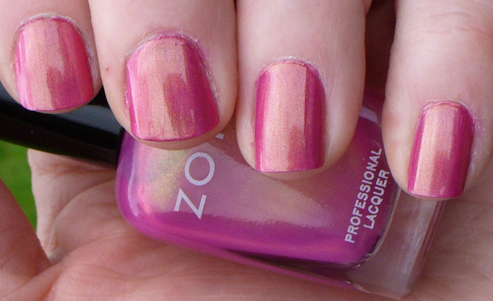 Buy. Blog. Sparkle*: NOTD: Zoya's Reece