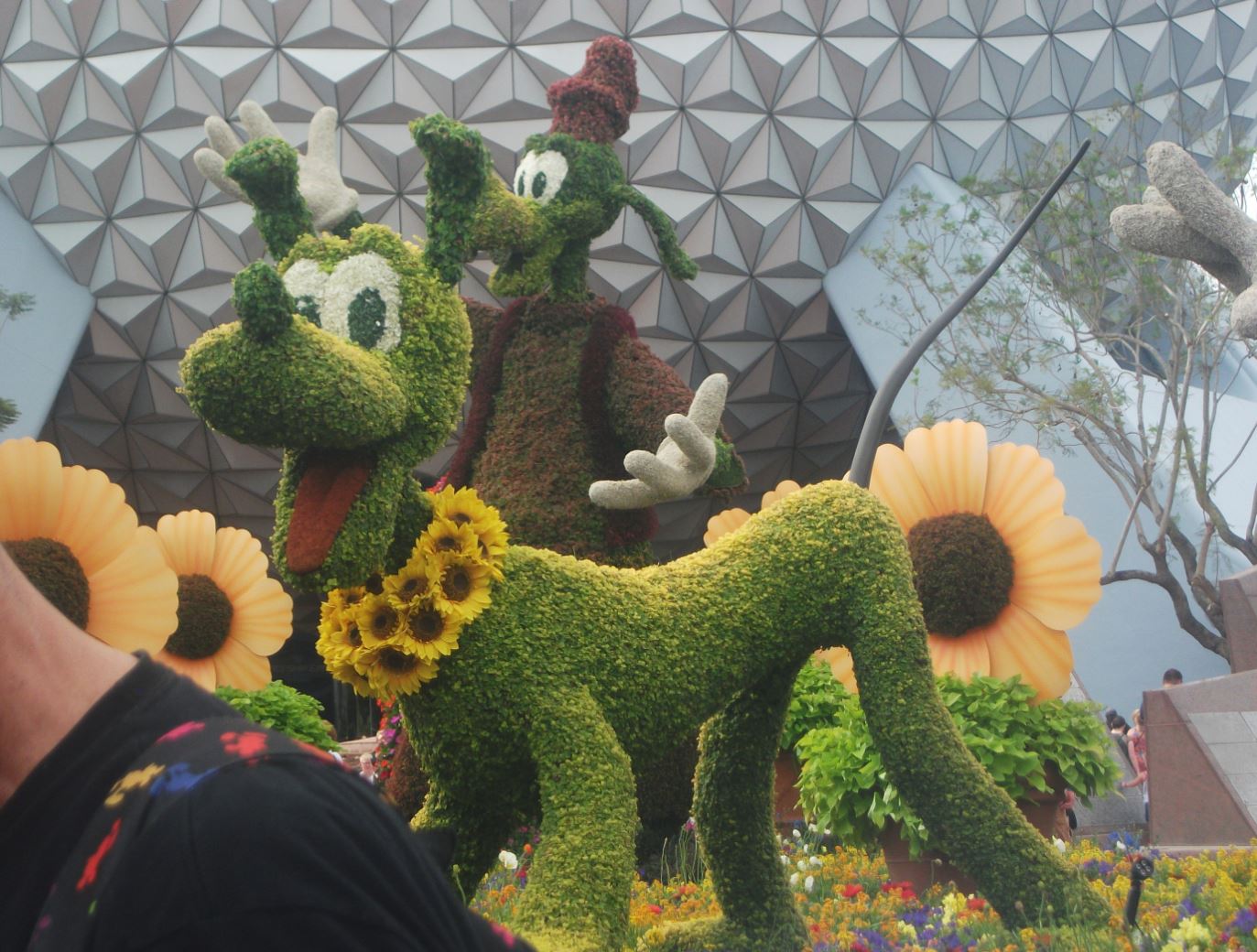 The Complete guide to Walt Disney World's EPCOT in Spring