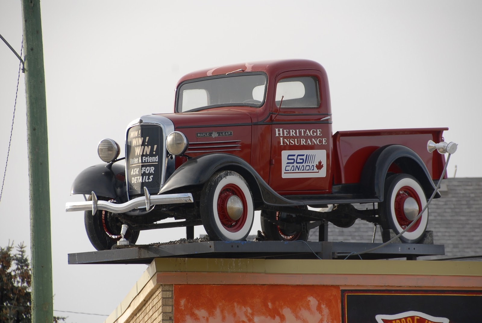autoliterate: 1935 Chevrolet Maple Leaf