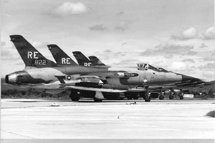 Aleksandra Ziolkowska-Boehm: Donald J.Kutyna REACHING FOR THE STARS