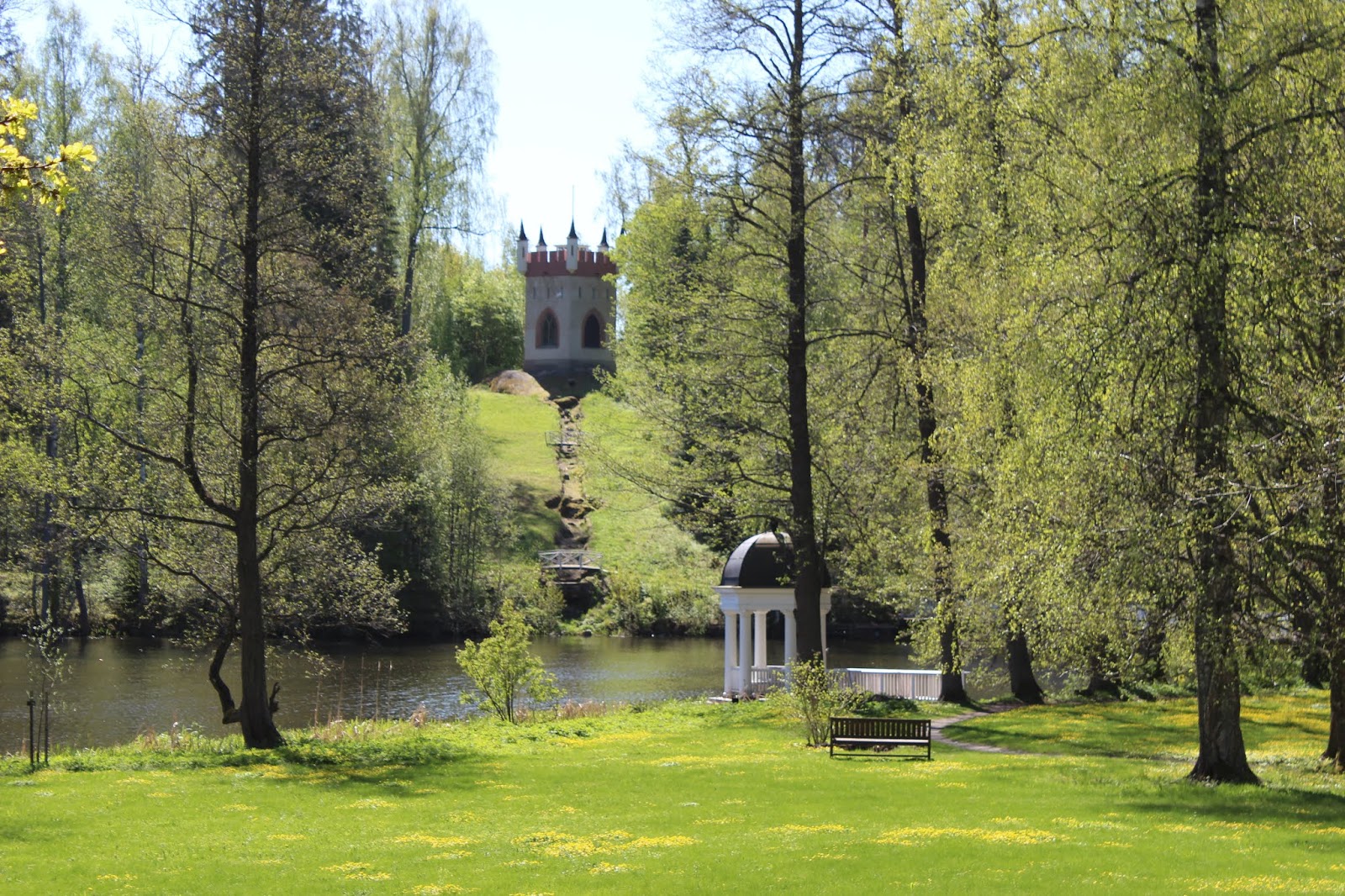 Kaponieeri: Mustion linna (2)